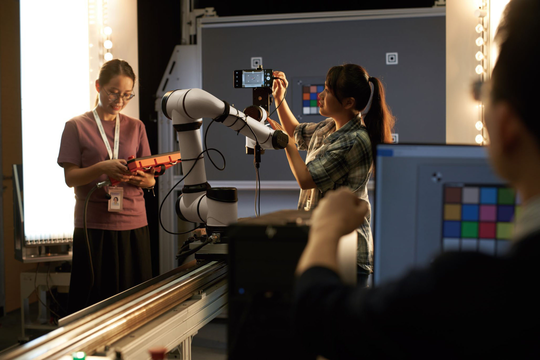 Embodied Ai How Do Ai Powered Robots Perceive The World Edge Ai And
