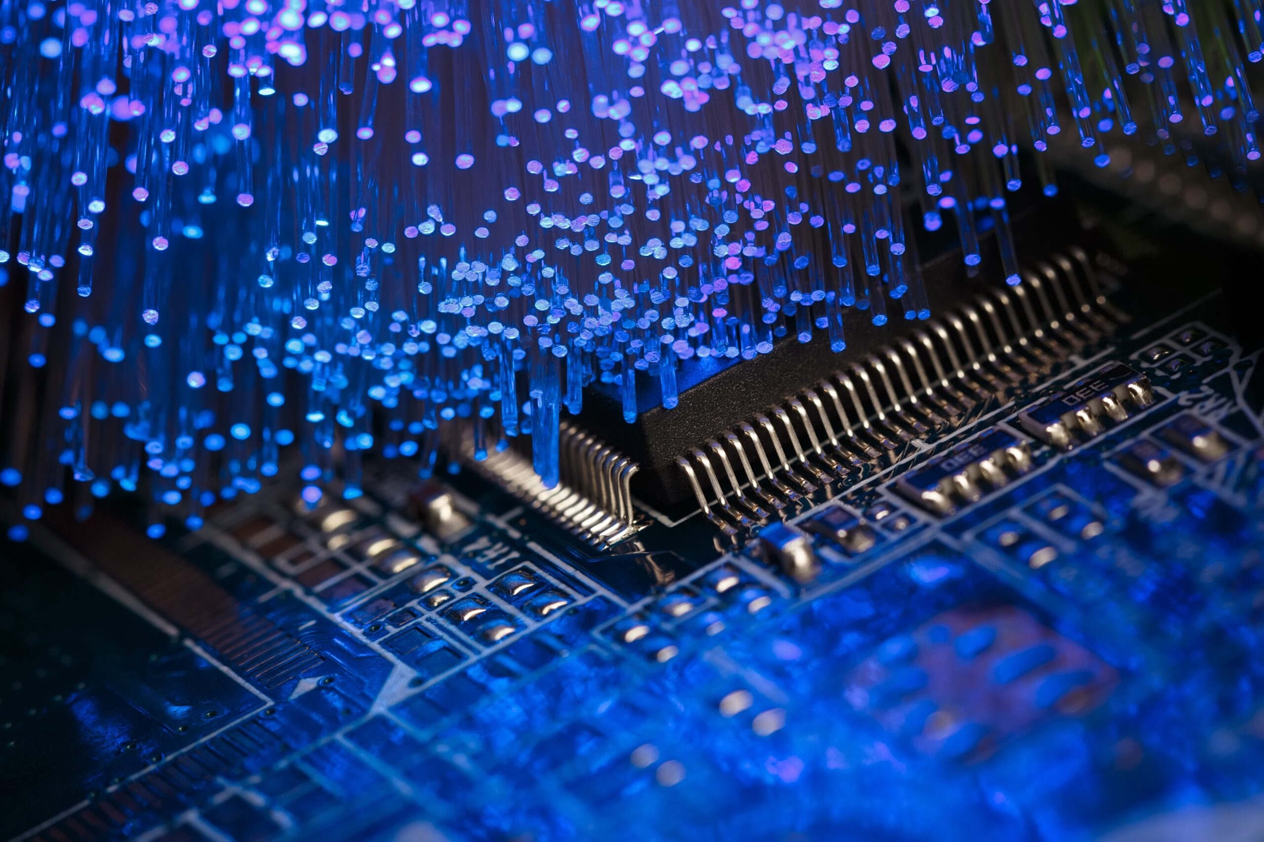 Transforming Interconnects in AI Systems: Co-Packaged Optics' Role ...